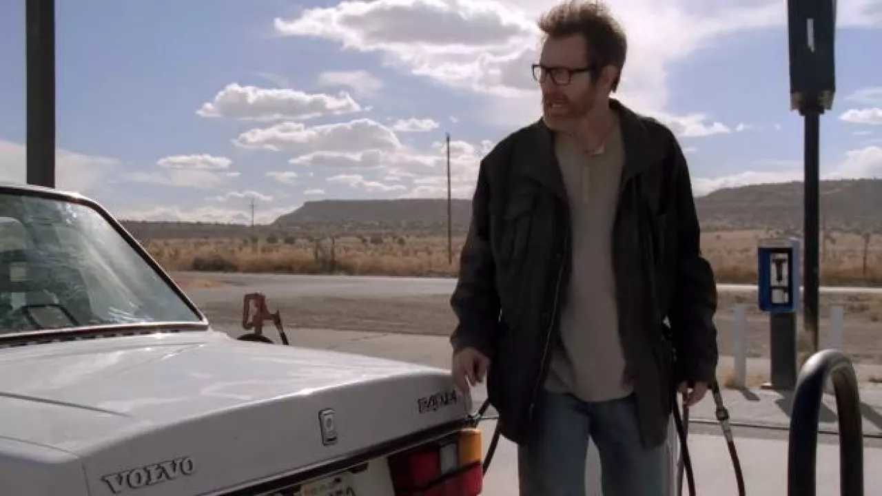 Jacket worn by Mr. Lambert / Walter White (Bryan Cranston) in the ...