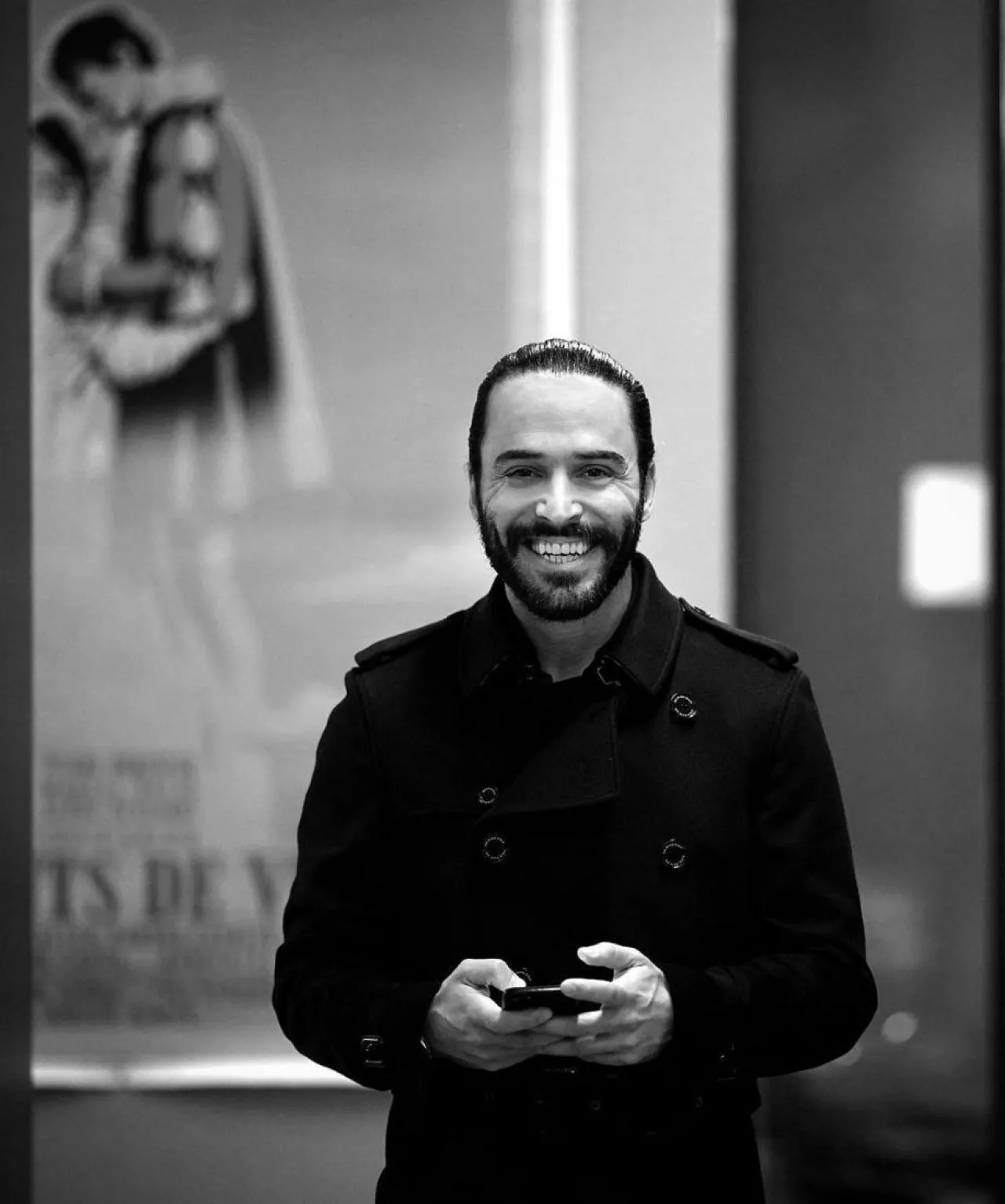 The trench coat worn by Assaâd Bouab on his farewell post to the Dix ...