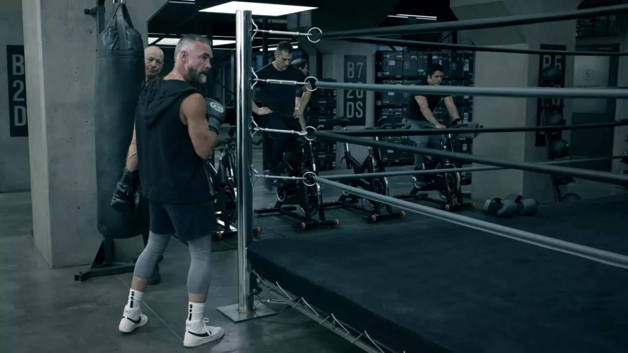 Nike white sneakers worn by Sergeant David 'Deacon' Kay (Jay Harrington ...