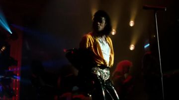 The belt of Michael Jackson in Moonwalker (Speed Demon) | Spotern