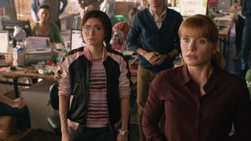Zia Rodriguez (played by Daniella Pineda) outfits on Jurassic World ...