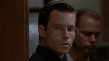 Edmund 'Ed' Exley (played by Guy Pearce) outfits on L.A. Confidential