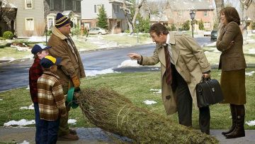 Christmas with the Kranks: Clothes, Outfits, Brands, Style and Looks ...