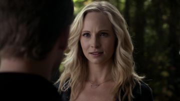 Caroline Forbes (played by Candice King) outfits on The Vampire Diaries