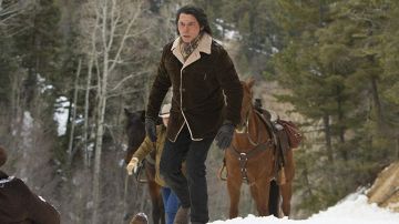 Henry Standing Bear (played by Lou Diamond Phillips) outfits on Longmire