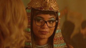 Rosalind Walker (played by Jaz Sinclair) outfits on Chilling Adventures ...