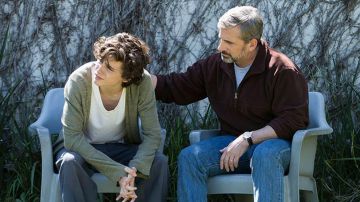 Nic Sheff (played by Timothée Chalamet) outfits on Beautiful Boy