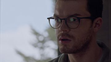 Eyeglasses worn by Chris Decker (Cameron Monaghan) as seen in Shattered ...