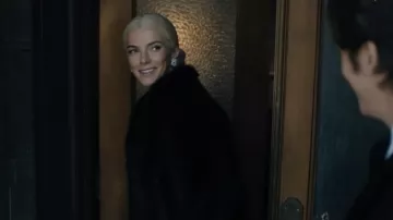 Green Dress worn by Maureen Kane Dean (Betty Gilpin) as seen in Gaslit ...