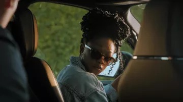 Izzy Letts (played by Jazz Raycole) outfits on The Lincoln Lawyer