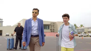 Maximo Gallardo (played by Eugenio Derbez) outfits on Acapulco