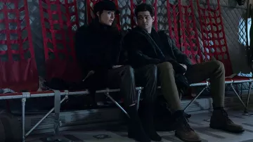 Owen Hendricks (played by Noah Centineo) outfits on The Recruit