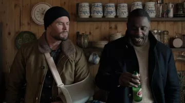 Tyler Rake (played by Chris Hemsworth) outfits on Extraction 2