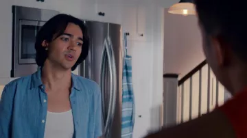 Marco Mejia (played by Ben J. Pierce) outfits on Glamorous