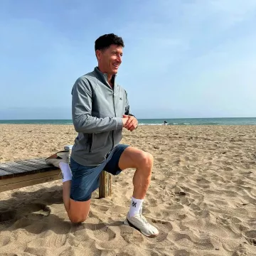 Robert Lewandowski: Clothes, Outfits, Brands, Style and Looks | Spotern