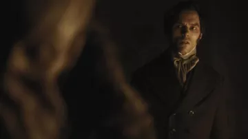 Thomas Hutter (played by Nicholas Hoult) outfits on Nosferatu