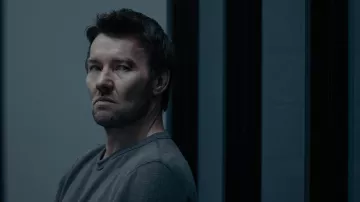 Jason Dessen (played by Joel Edgerton) outfits on Dark Matter