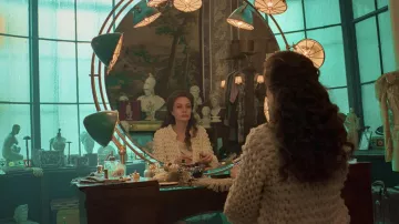 Maria: Clothes, Outfits, Brands, Style and Looks | Spotern