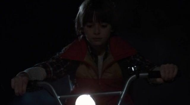 The jacket 80 of Will Byers in Stranger Things | Spotern