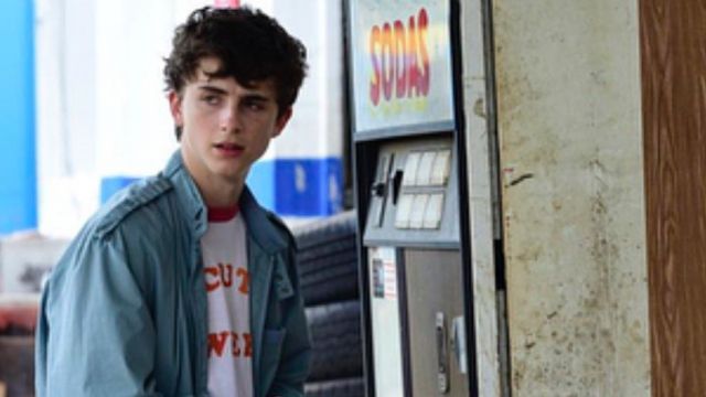 The jacket of Daniel Middleton (Timothée Chalamet) in Hot Summer Nights ...