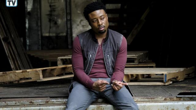 Vest worn by Wilt Bozer (Justin Hires) as seen in MacGyver S03E01 | Spotern