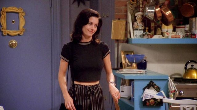Outfit worn by Monica Geller (Courteney Cox) as seen in Friends S01E03 ...