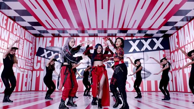 Red and black Crop Top worn by Wheein in Hip music video by MAMAMOO ...