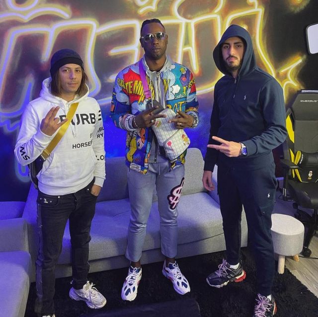 Sneakers worn by Medja on his account Instagram @medjalive | Spotern