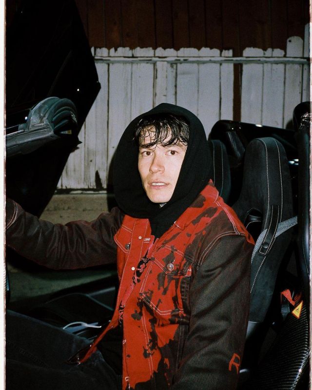 The red jean jacket worn by Drippin So Pretty on his account Instagram ...