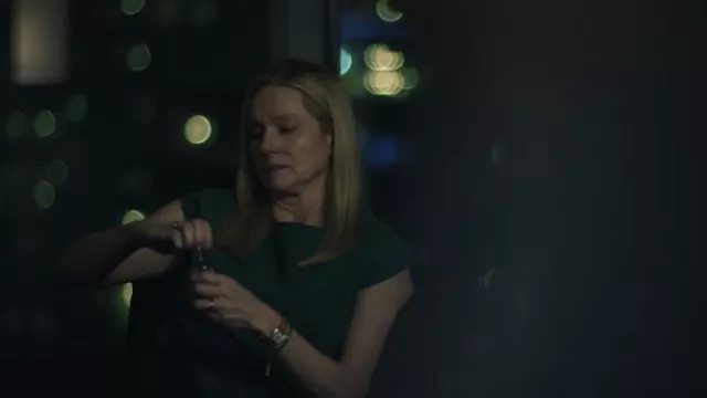 Watch worn by Wendy Byrde (Laura Linney) as seen in Ozark TV show ...