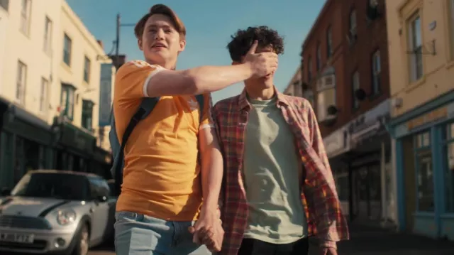 Plaid Shirt worn by Charlie Spring (Joe Locke) as seen in Heartstopper ...