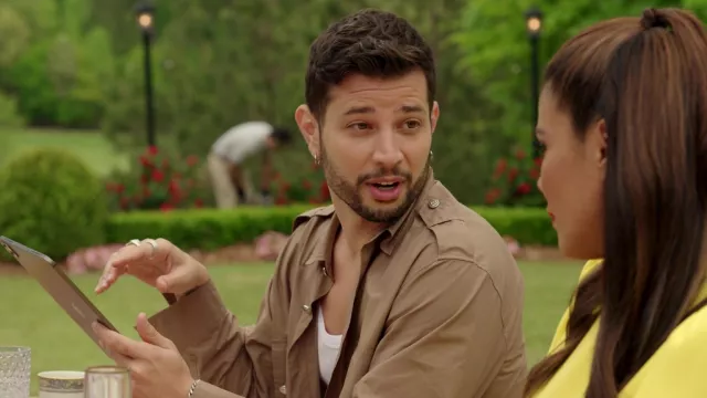 Brown overshirt worn by Sam Jones (Rafael de la Fuente) as seen in ...