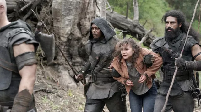 Brown jacket worn by Veronica Castillo (Lily Santiago) as seen in La ...