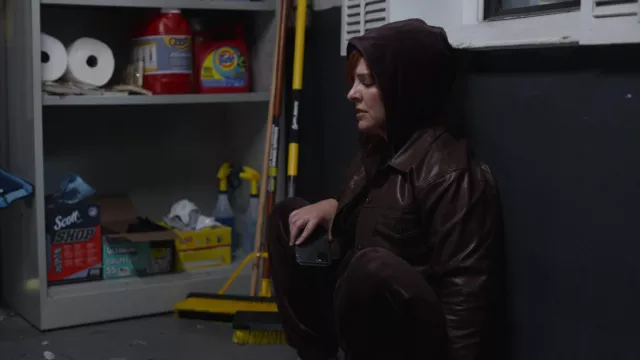 Brown leather jacket worn by Pat Dubek (Molly Shannon) as seen in The ...