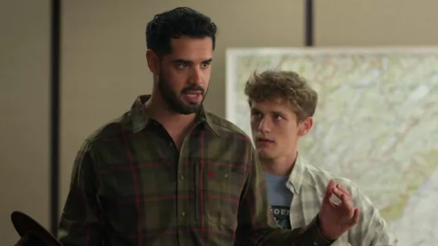 Fjallraven Green Plaid Shirt usada por Mason (Esteban Benito) como se ...