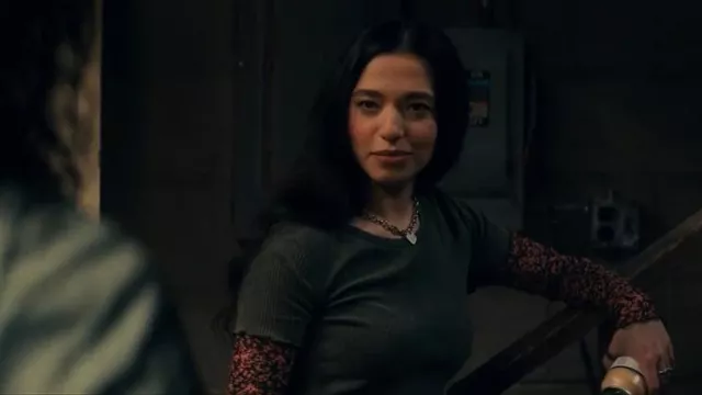 Green Top worn by Amber Freeman (Mikey Madison) in Scream | Spotern