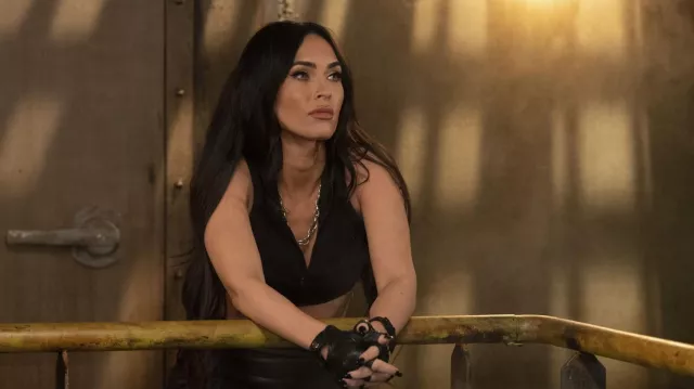 Leather gloves worn by Gina (Megan Fox) as seen in Expend4bles movie ...