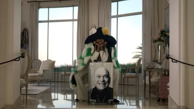 The golden glasses worn by Grégory Elliot Duprée (Jeremy O. Harris) in ...