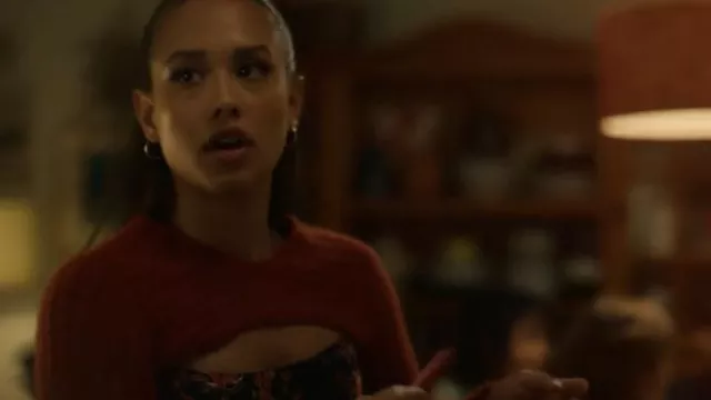 Red knit crop top worn by Daniela (Natalia Azahara) as seen in Through ...