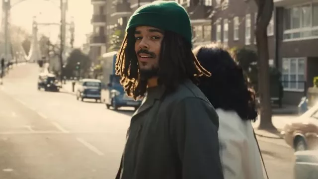 Veste grise portée par Bob Marley (Kingsley Ben-Adir) comme on le voit ...