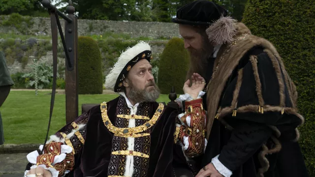 Embroidered King Costume worn by Henry VIII (Jude Law) as seen in ...