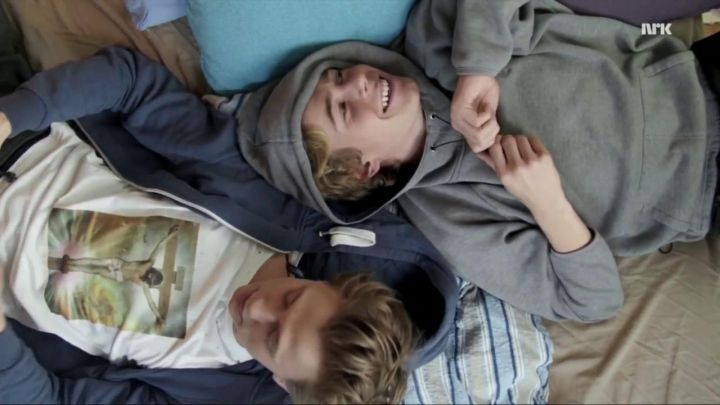 SKAM: Clothes, Outfits, Brands, Style and Looks | Spotern