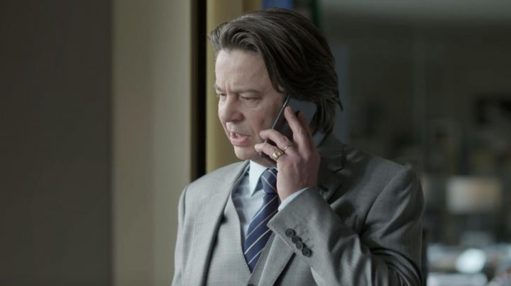 Mathias Barneville (played by Thibault de Montalembert) outfits on Call ...