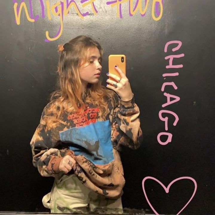 Instagram clairo : Vêtements, Mode, Marque, Look et Style | Spotern