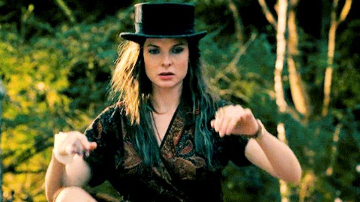 Doctor Sleep: Clothes, Outfits, Brands, Style and Looks | Spotern