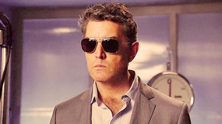 Discover outfits and fashion from season 2 on Psych