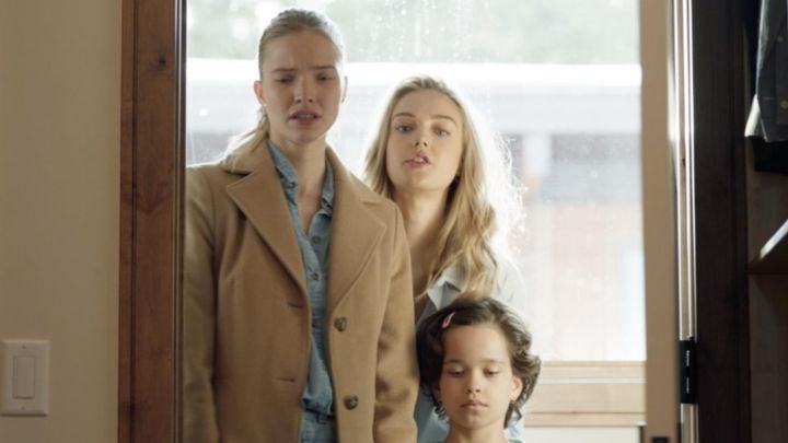 Shattered: Clothes, Outfits, Brands, Style and Looks | Spotern