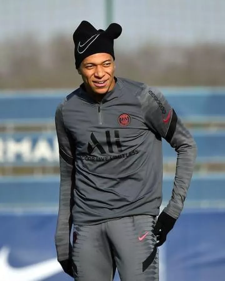 Kylian Mbappé: Clothes, Outfits, Brands, Style and Looks | Spotern