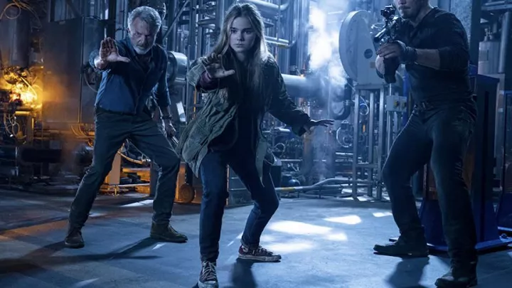 Jurassic World Dominion: Clothes, Outfits, Brands, Style and Looks ...