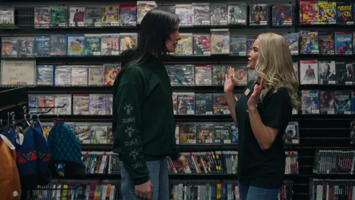 1UP: Clothes, Outfits, Brands, Style and Looks | Spotern